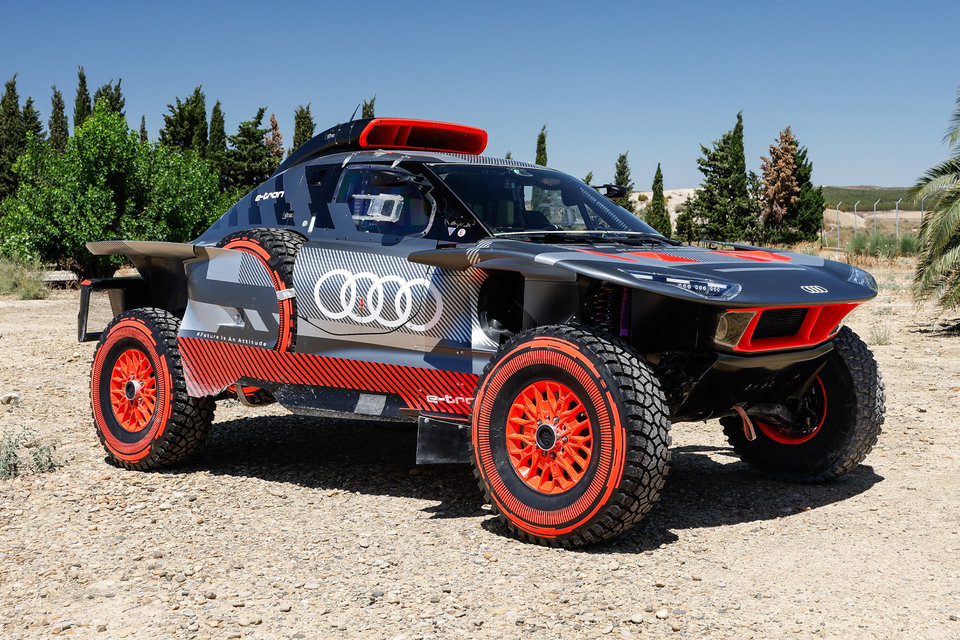 AUDI RS Q E-TRON E2 RALLY CAR - Notable Distinction